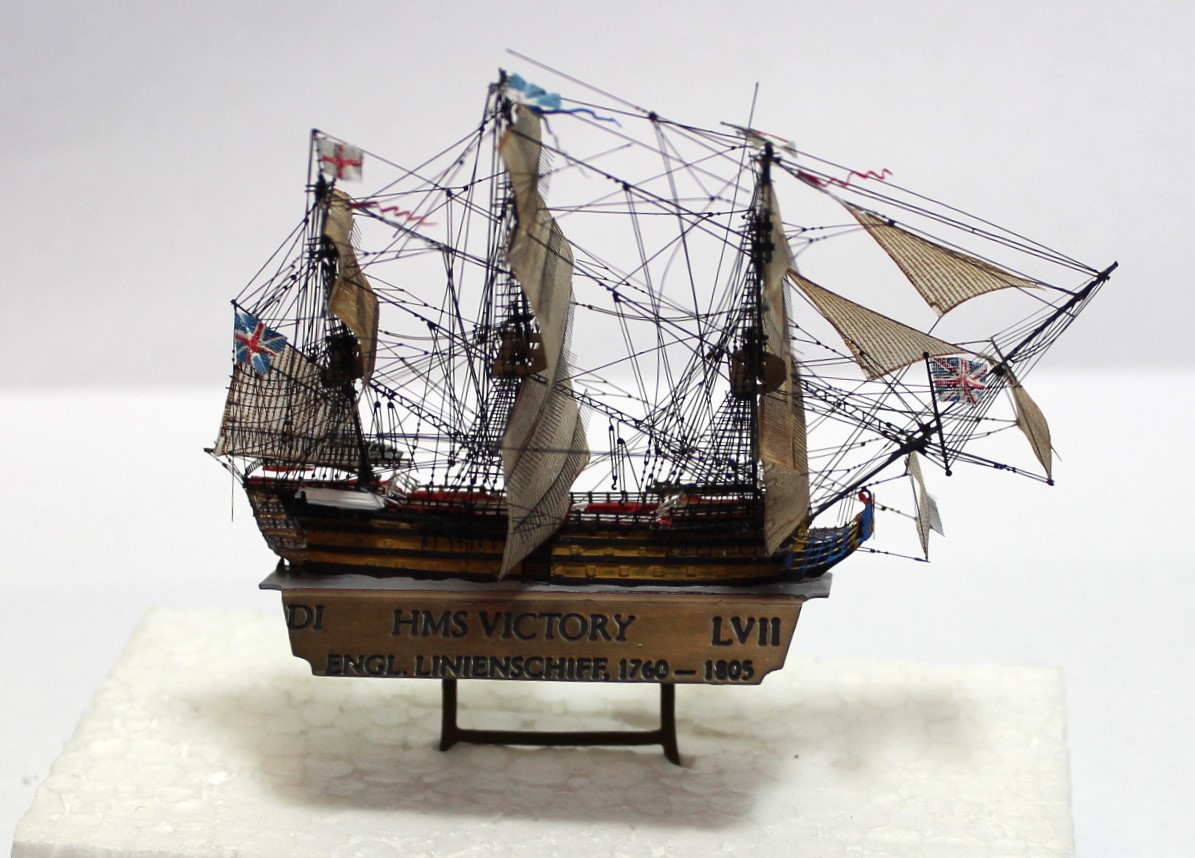 Ships-and-more - Linienschiff "HMS Victory" (1 St.) GB 1760 Heinrich H ...