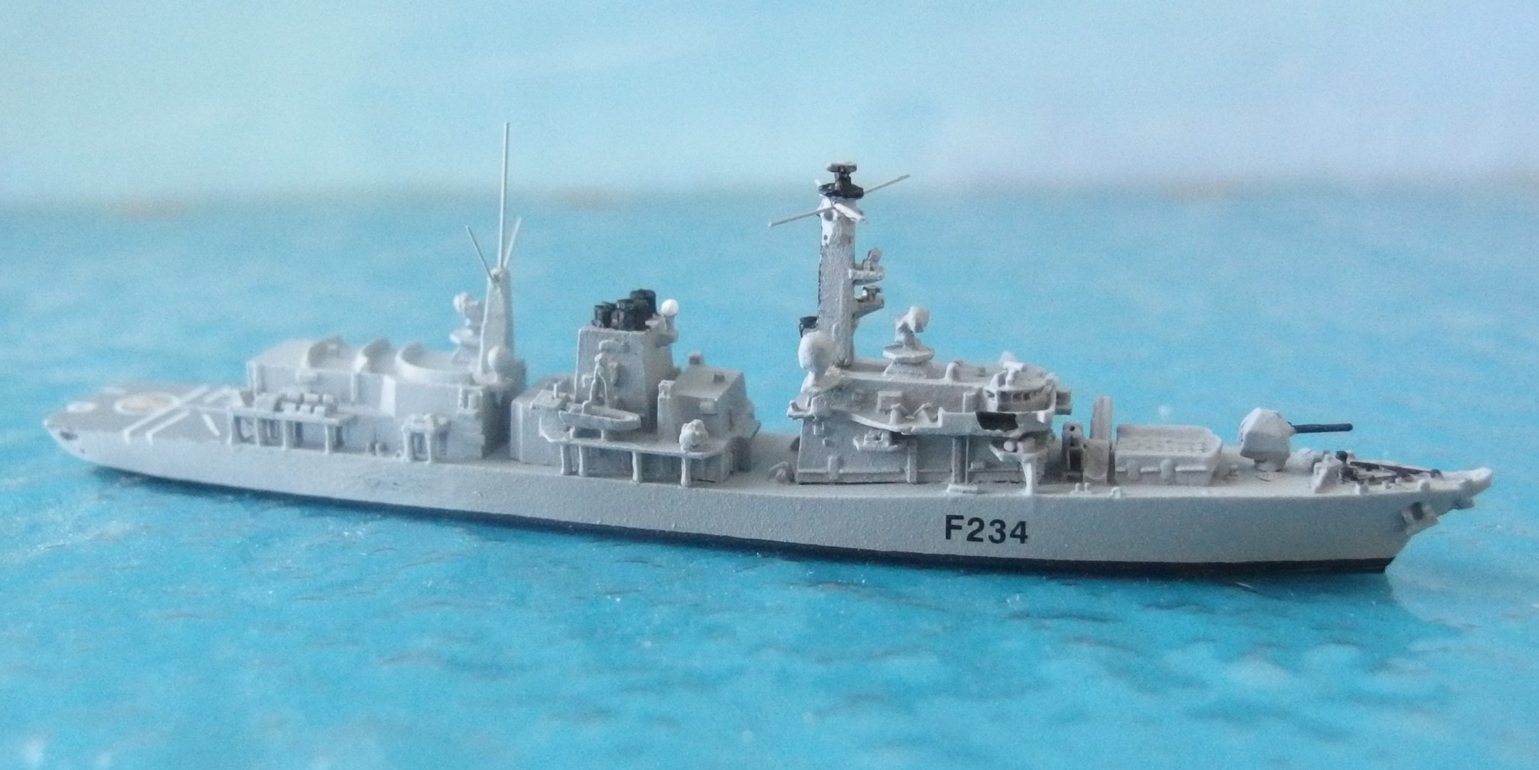 Ships-and-more - Frigate F 234 "HMS Iron Duke" type 23 Duke class (1 p ...