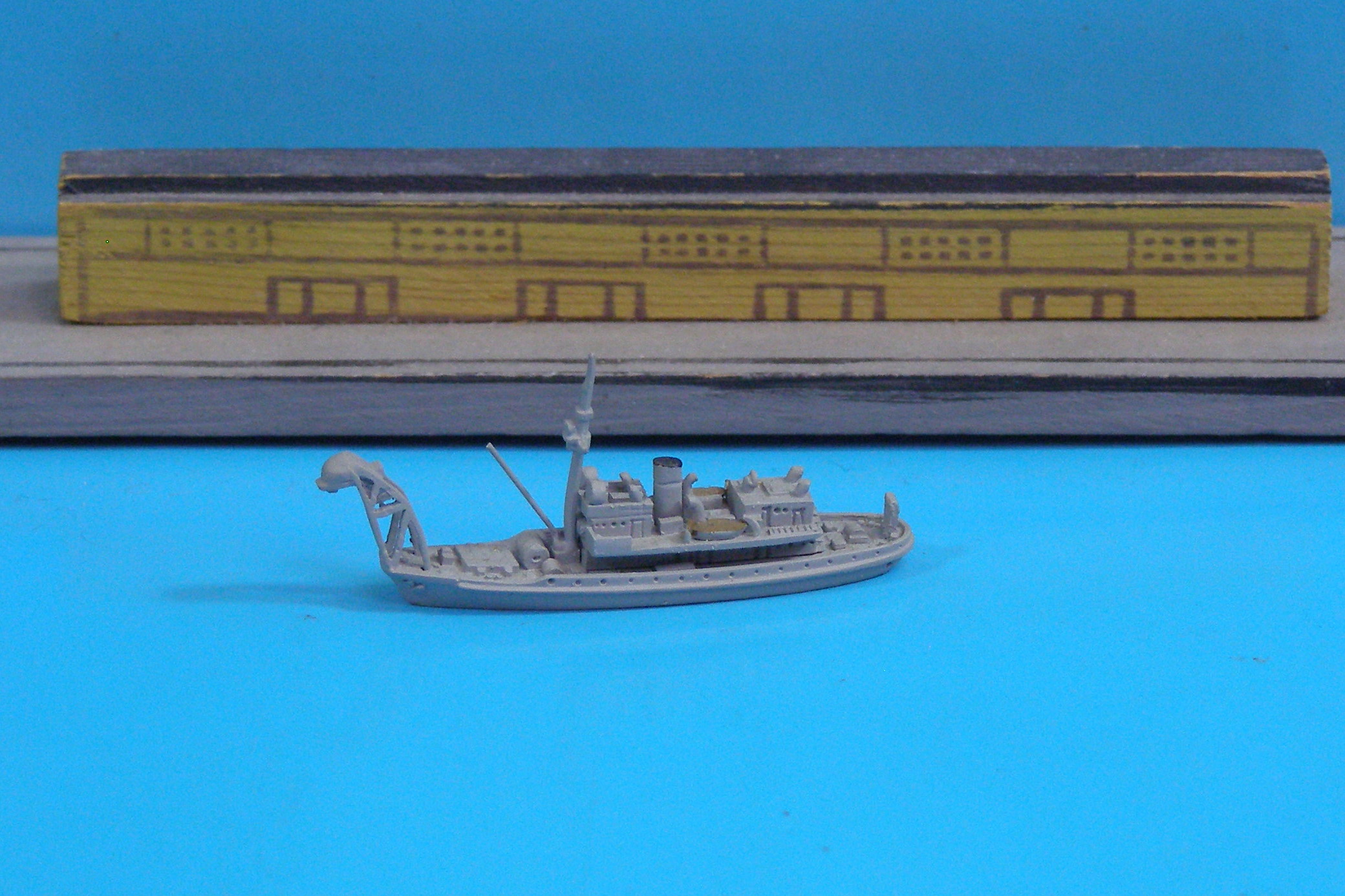 Ships-and-more - Netlayer "Neptun" (1 p.) SU 1960 Trident alpha TA 10042