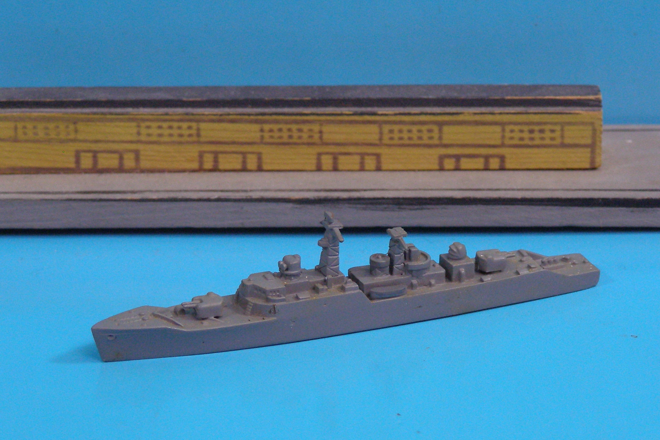 Ships-and-more - Frigate "Leopard"-class (1 p.) GB 1957 from Wiking